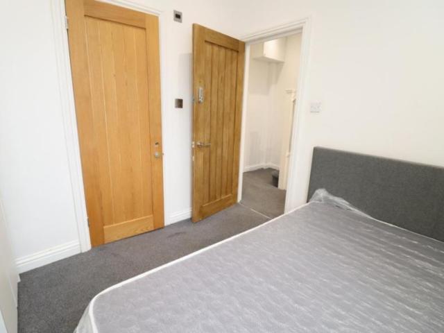 Shared Living/roommate 3 Bedroom For Rent London London 1257 ELS90561800
