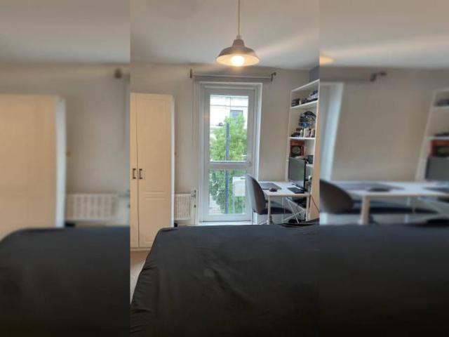 Shared Living/roommate 3 Bedroom For Rent London London 1290 ES101836526