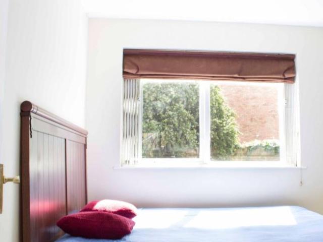 Shared Living/roommate 3 Bedroom For Rent London London 1210 ES101852583