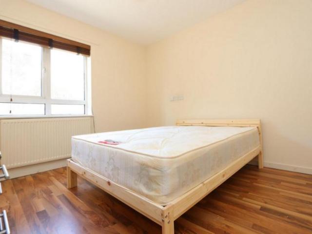 Shared Living/roommate 3 Bedroom For Rent London London 1214 ELS90559965
