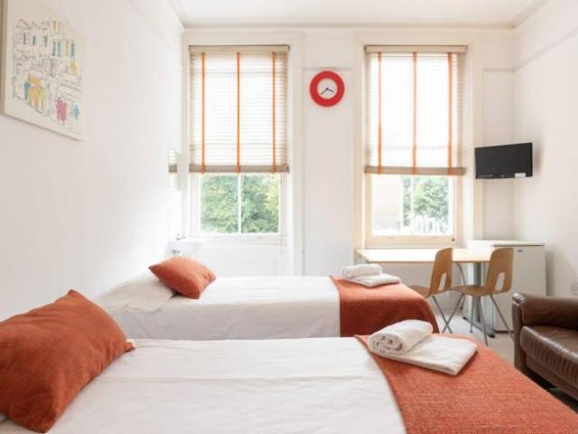Shared Living/roommate 3 Bedroom For Rent London London 1850 ES101812310