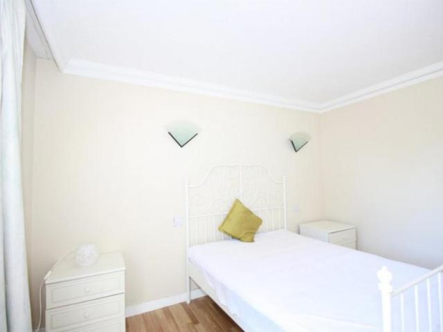 Shared Living/roommate 3 Bedroom For Rent London London 2021 ELS90563713