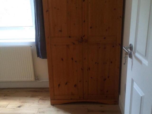 Shared Living/roommate 3 Bedroom For Rent London London 500 ES90560576