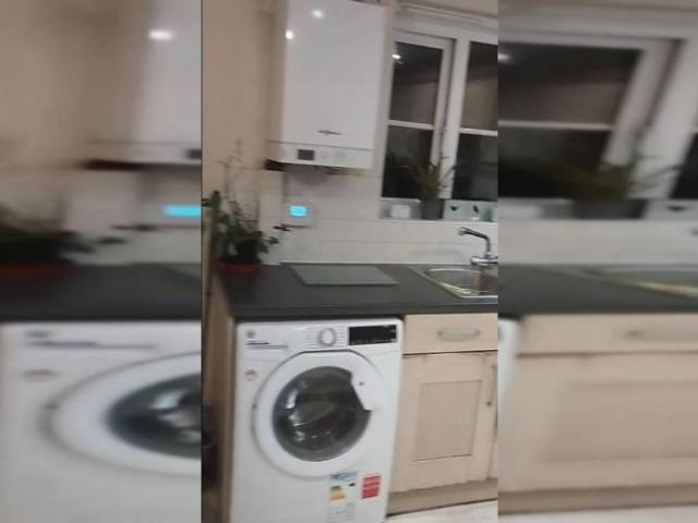 Shared Living/roommate 3 Bedroom For Rent London London 650 ES95198945