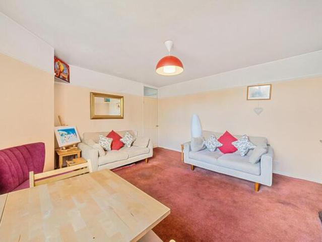 Shared Living/roommate 3 Bedroom For Sale Morden Greater London 350000 ES100953584