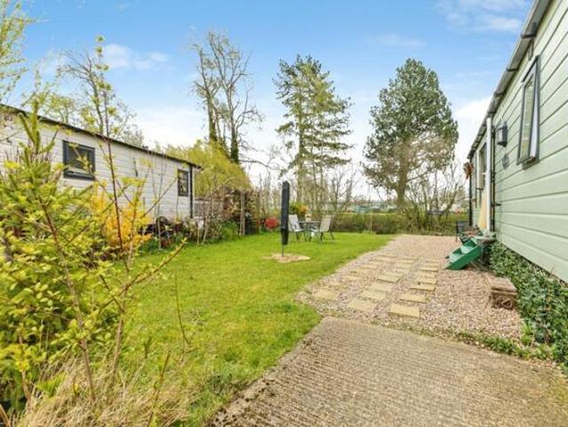 Shared Living/roommate 3 Bedroom For Sale Northampton Northamptonshire 45000 ES100881481