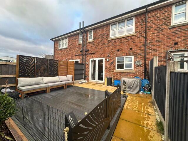 Shared Living/roommate 3 Bedroom For Sale Oldham Oldham 274950 ELS101678342