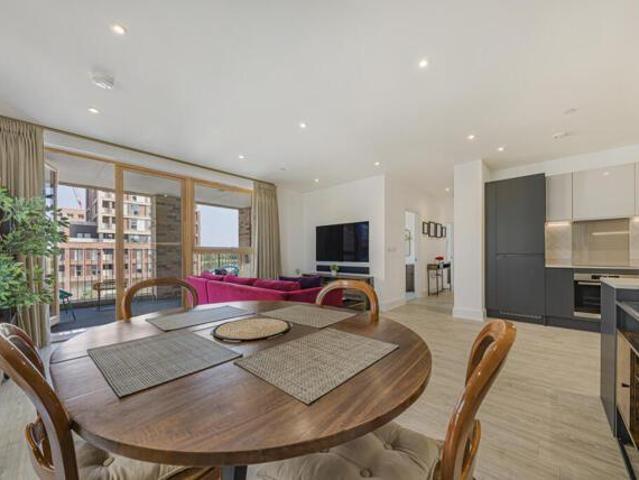 Shared Living/roommate 3 Bedroom For Sale Abbey Wood Greater London 585000 ES98296931