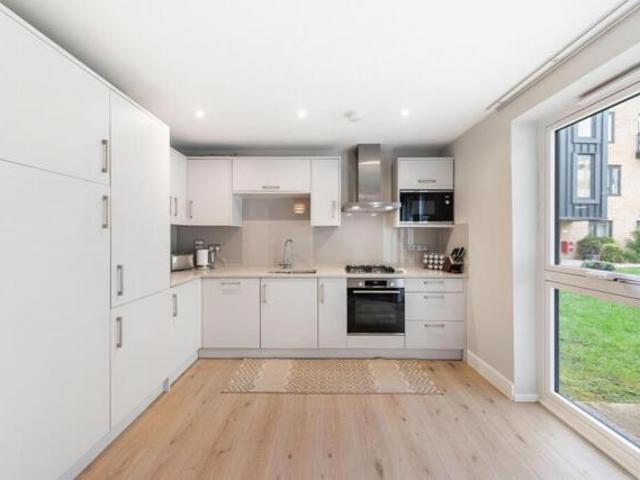 Shared Living/roommate 3 Bedroom For Sale Ashford Surrey 455000 ES100456739