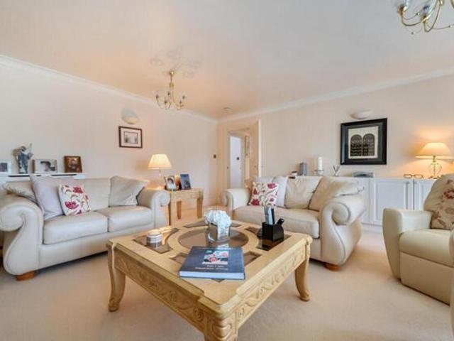 Shared Living/roommate 3 Bedroom For Sale Barnet Greater London 635000 ES101777635