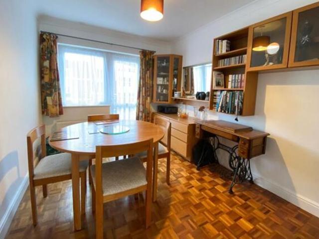 Shared Living/roommate 3 Bedroom For Sale Beaconsfield Buckinghamshire 385000 ES98477262