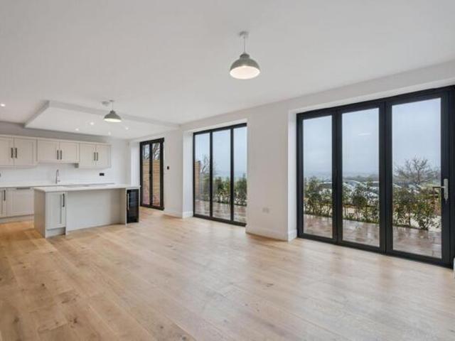 Shared Living/roommate 3 Bedroom For Sale Berkhamsted Hertfordshire 1100000 ELS101199854