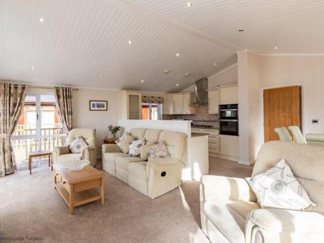 Shared Living/roommate 3 Bedroom For Sale Cumbria Cumbria 399995 ES98930316