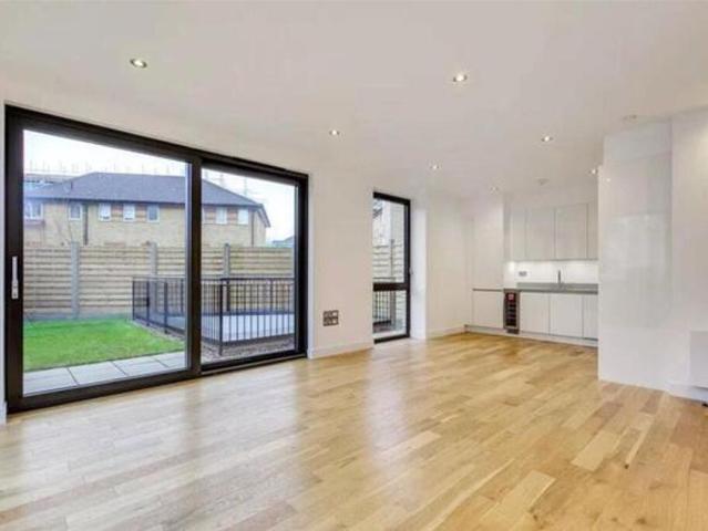 Shared Living/roommate 3 Bedroom For Sale Camden Greater London 800000 ES99344941
