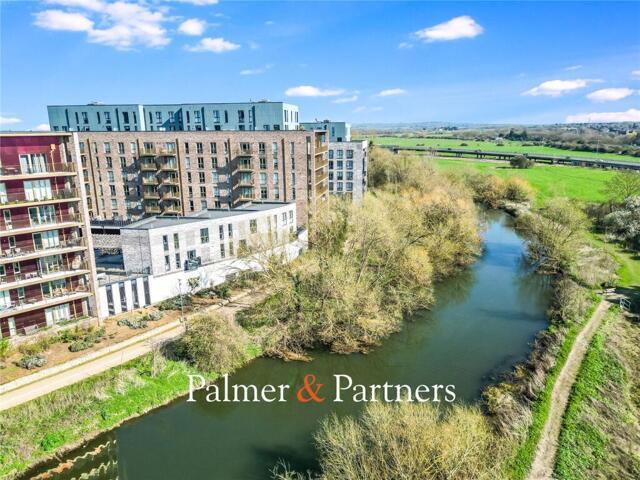 Shared Living/roommate 3 Bedroom For Sale Chelmsford Essex 425000 ELS101100087