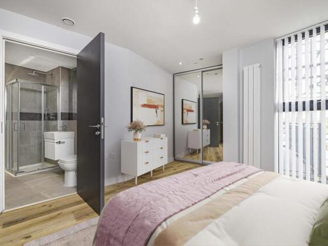 Shared Living/roommate 3 Bedroom For Sale Croydon Greater London 375000 ELS100541011