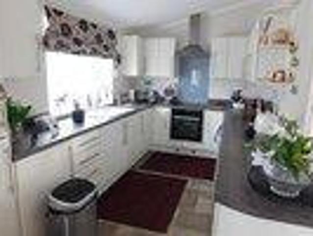 Shared Living/roommate 3 Bedroom For Sale Derbyshire Derbyshire 215000 ES98477133