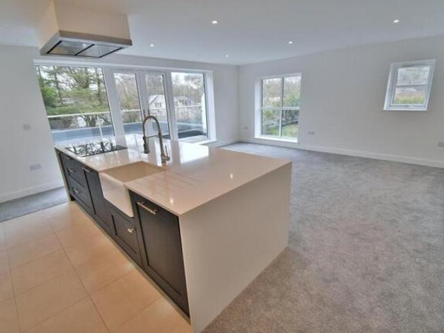 Shared Living/roommate 3 Bedroom For Sale Ferndown Dorset 600000 ES100579103