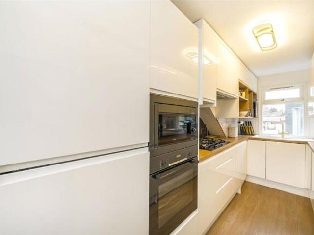 Shared Living/roommate 3 Bedroom For Sale Greenwich Greater London 485000 ES100502899
