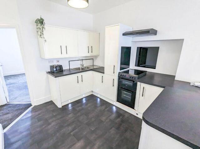 Shared Living/roommate 3 Bedroom For Sale Hull City Of Kingston upon Hull 185000 ELS101316278