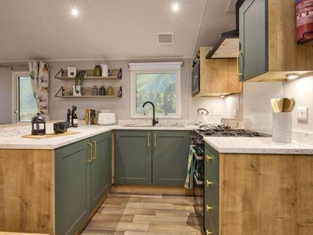 Shared Living/roommate 3 Bedroom For Sale Kelso Road Kelso Road 59995 ES101931949
