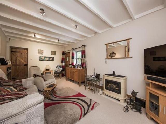 Shared Living/roommate 3 Bedroom For Sale Kent Kent 595000 ES96500990