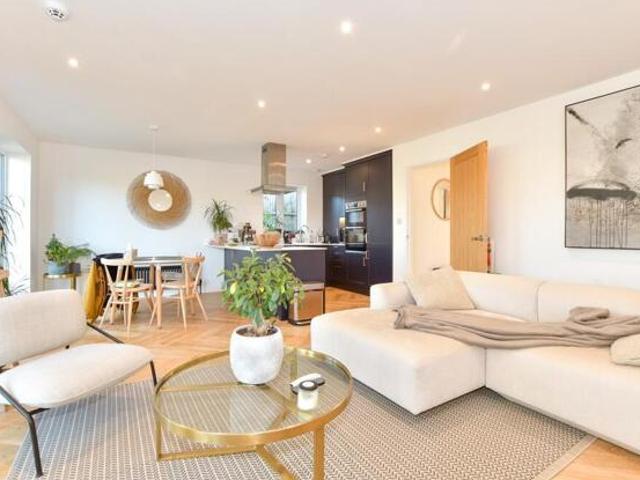 Shared Living/roommate 3 Bedroom For Sale Kent Kent 600000 ELS100191936