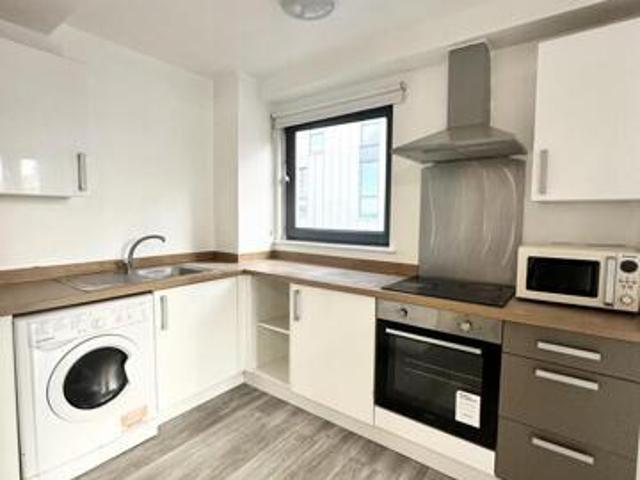 Shared Living/roommate 3 Bedroom For Sale Liverpool Liverpool 160000 ES100685041