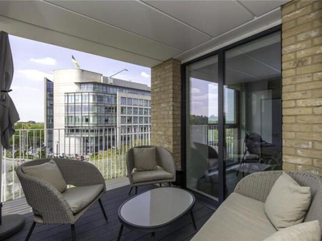 Shared Living/roommate 3 Bedroom For Sale London Greater London 575000 ES99735983