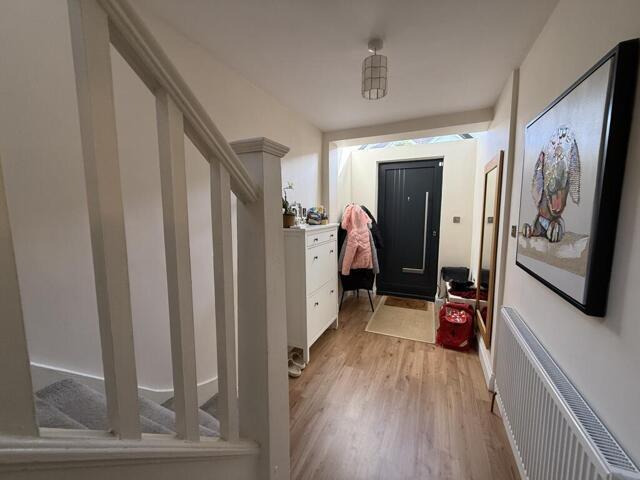 Shared Living/roommate 3 Bedroom For Sale London Greater London 650000 ES100023964
