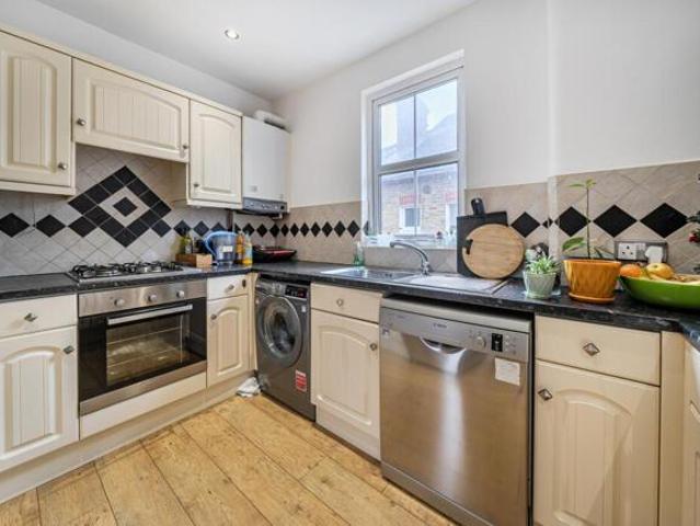 Shared Living/roommate 3 Bedroom For Sale London Greater London 750000 ES98834537