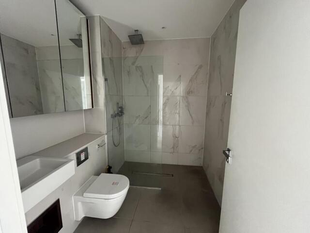 Shared Living/roommate 3 Bedroom For Sale Londres Greater London 1000000 ES100540639