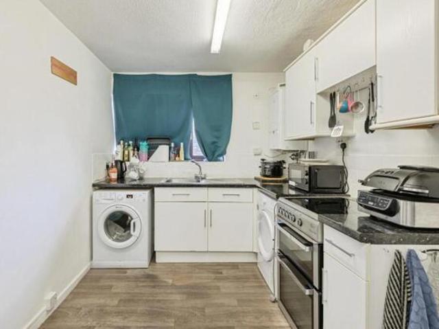 Shared Living/roommate 3 Bedroom For Sale Plymouth Plymouth 130000 ELS101676413