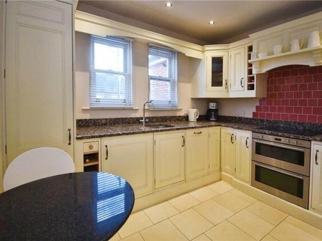 Shared Living/roommate 3 Bedroom For Sale Romsey Hampshire 400000 ELS100540908