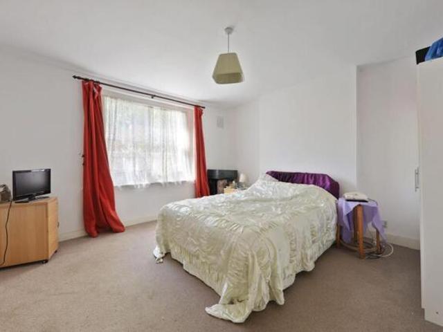 Shared Living/roommate 3 Bedroom For Sale Sydenham Great London 500000 ELS98386932