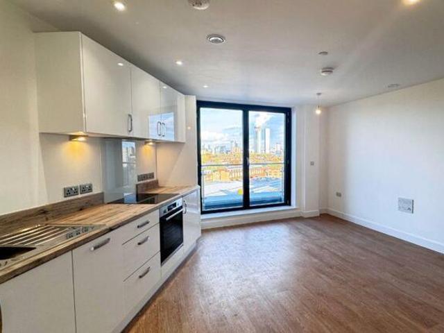 Shared Living/roommate 3 Bedroom For Sale Salford Greater Manchester 340000 ELS99345006