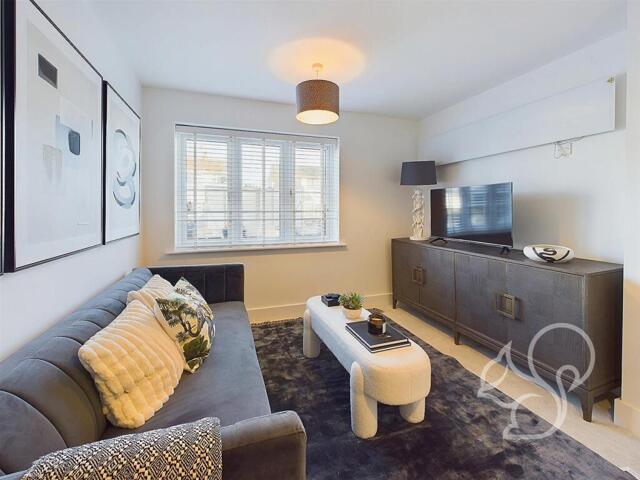 Shared Living/roommate 3 Bedroom For Sale Saltmarsh Place Saltmarsh Place 295000 ES99688197