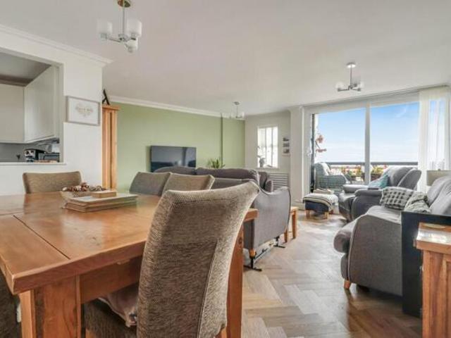 Shared Living/roommate 3 Bedroom For Sale Southend On Sea Southend on Sea 350000 ES99895640