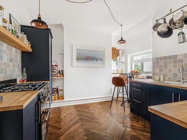 Shared Living/roommate 3 Bedroom For Sale Teignmouth Devon 280000 ELS100426291