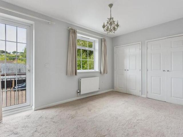 Shared Living/roommate 3 Bedroom For Sale Wooburn Green Buckinghamshire 375000 ELS98718352