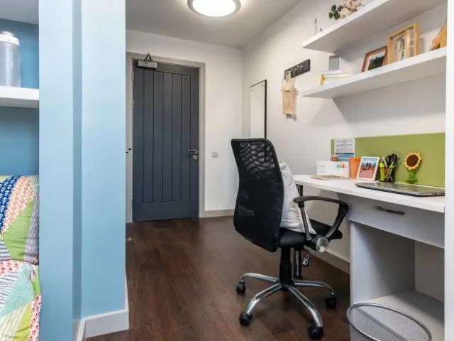 Shared Living/roommate 1 Bedroom For Rent Nottingham Nottingham 648 ES90865117