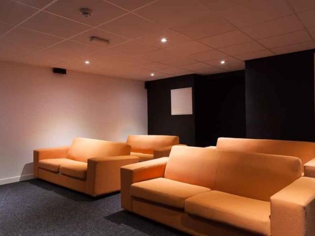 Shared Living/roommate 1 Bedroom For Rent Nottingham Nottingham 840 ES97408539