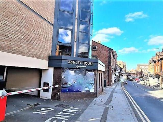 Shared Living/roommate 1 Bedroom For Rent Altrincham Greater Manchester 1150 ES101941353