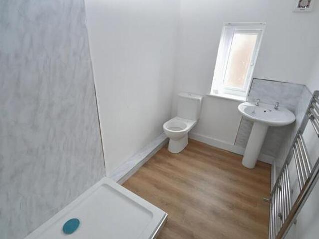 Shared Living/roommate 1 Bedroom For Rent Birkenhead Merseyside 595 ES101555117
