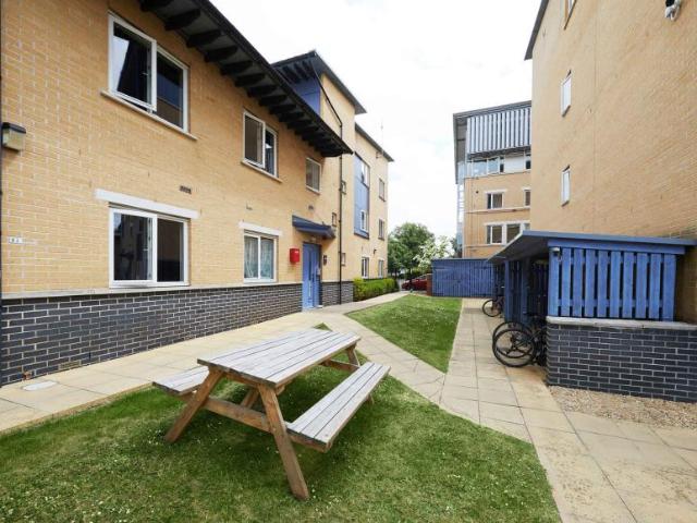 Shared Living/roommate 1 Bedroom For Rent Cheltenham Cheltenham 504 ES97658682