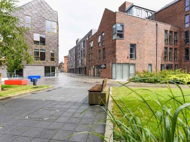 Shared Living/roommate 1 Bedroom For Rent Chester Chester 1004 ELS97669144