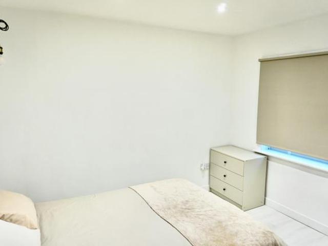 Shared Living/roommate 1 Bedroom For Rent Colchester Colchester 2700 ES82110378