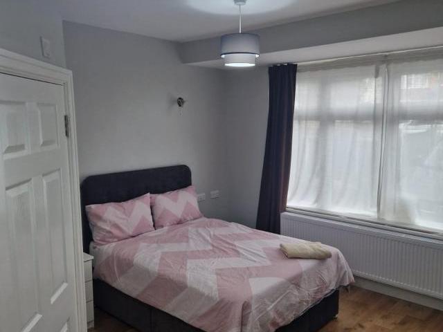 Shared Living/roommate 1 Bedroom For Rent Croydon Croydon 2149 ES68563163