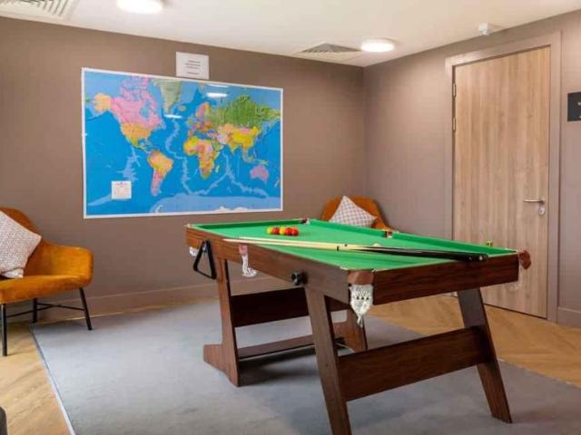 Shared Living/roommate 1 Bedroom For Rent Exeter Exeter 1440 ELS90444731