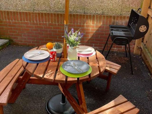 Shared Living/roommate 1 Bedroom For Rent Exeter Exeter 876 ES97831513